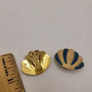 Jewelry | Vintage 198s Shell Shaped Black Enamel Metal Retro Mermaid ...